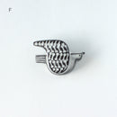 BIRD TILE BROOCH ＜WH/BK＞ – BIRDS' WORDS